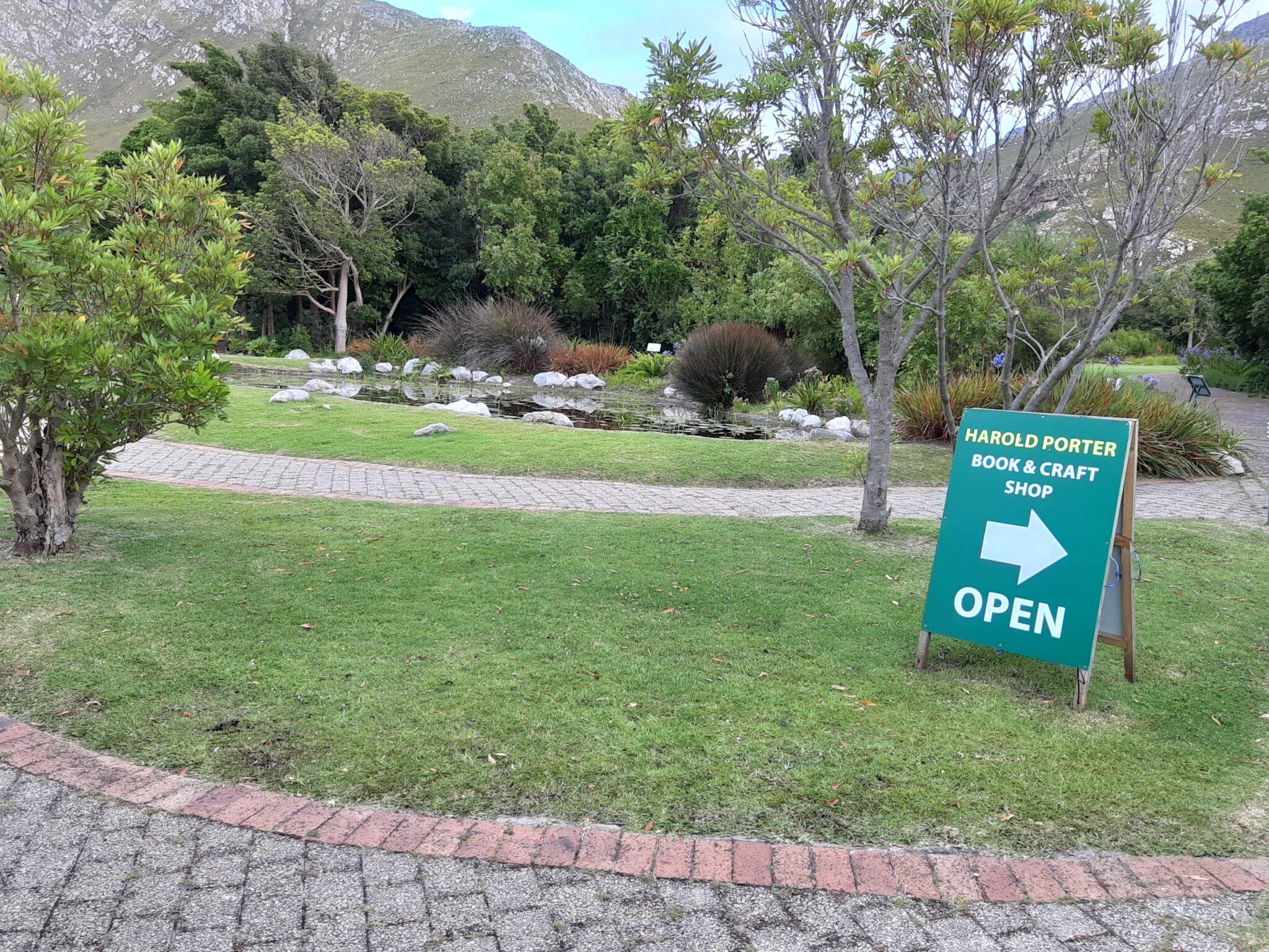 Cape Town Day Hikes: The Harold Porter Botanical Gardens - Love Nature
